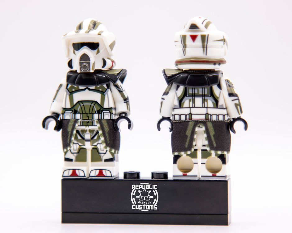 Captains and Commanders – RepublicCustomsStore